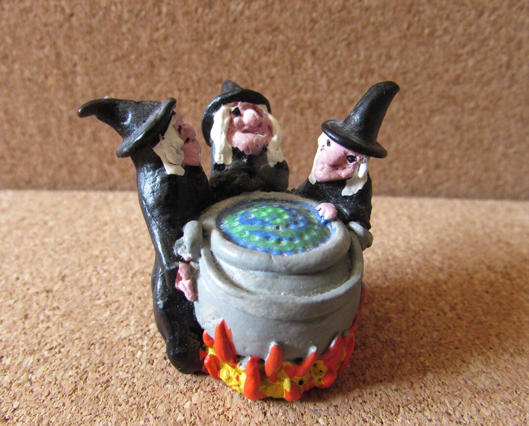Three Witch's Thimble With Cauldron Macbeth English Pewter Halloween ...