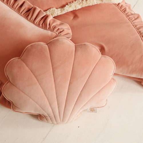 Soft Velvet Shell Pillow apricot - Etsy