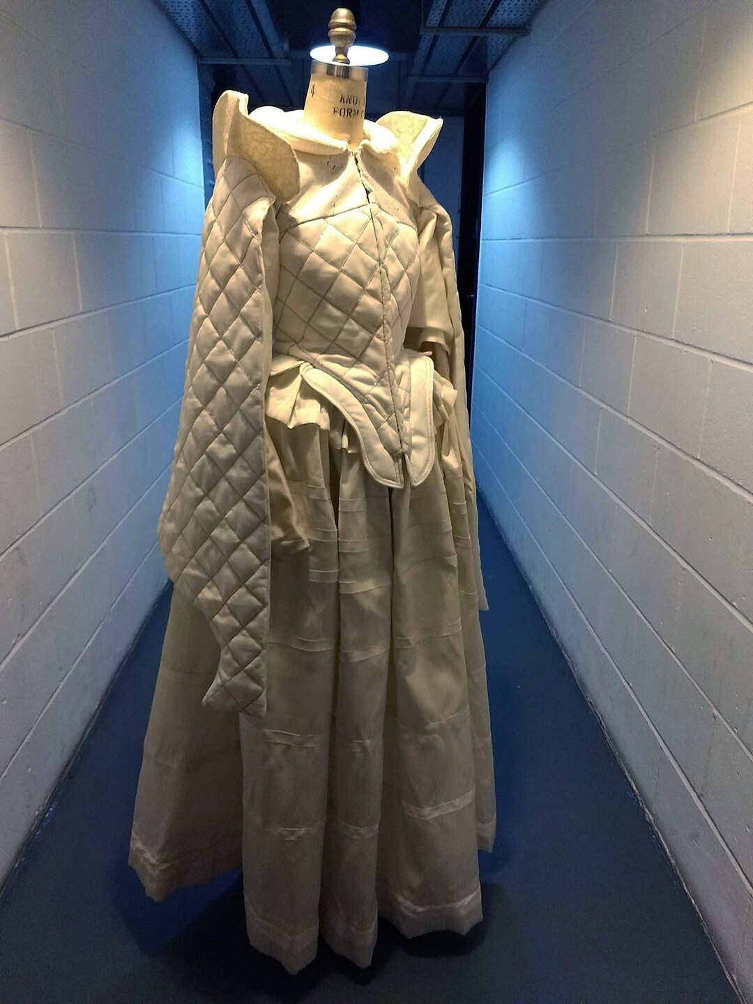 Elizabethan Star Wars Series: Princess Leia - Etsy