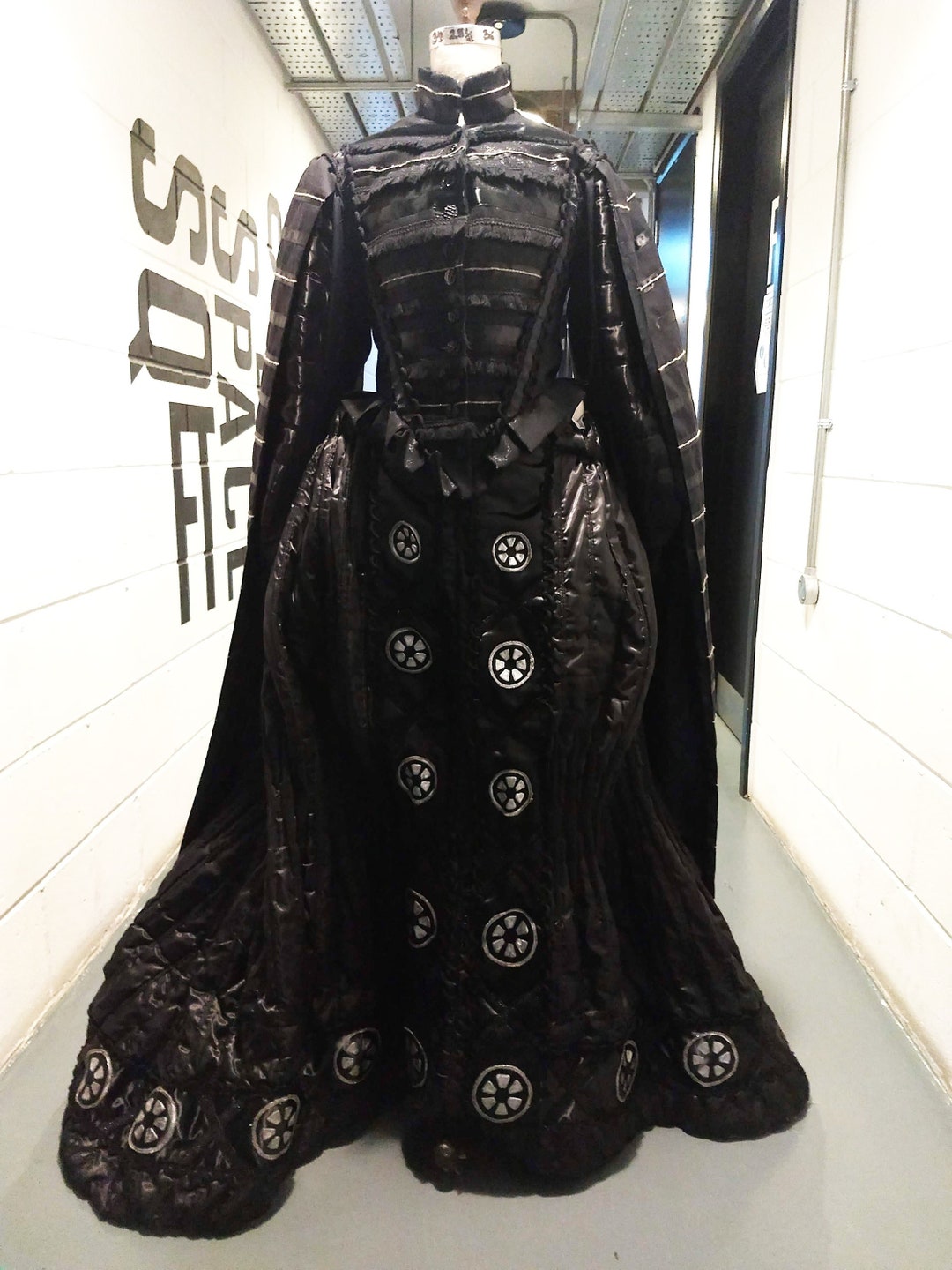 Elizabethan Star Wars Series: Darth Vader - Etsy