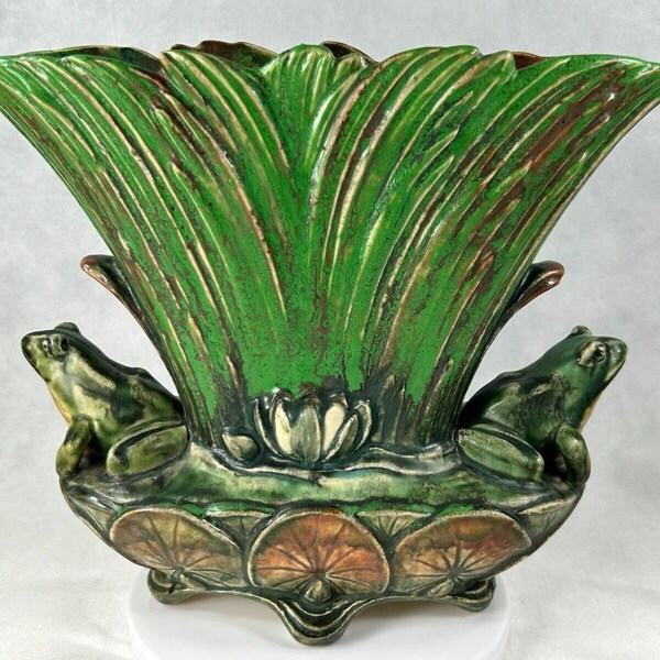 Wells Pottery - Etsy