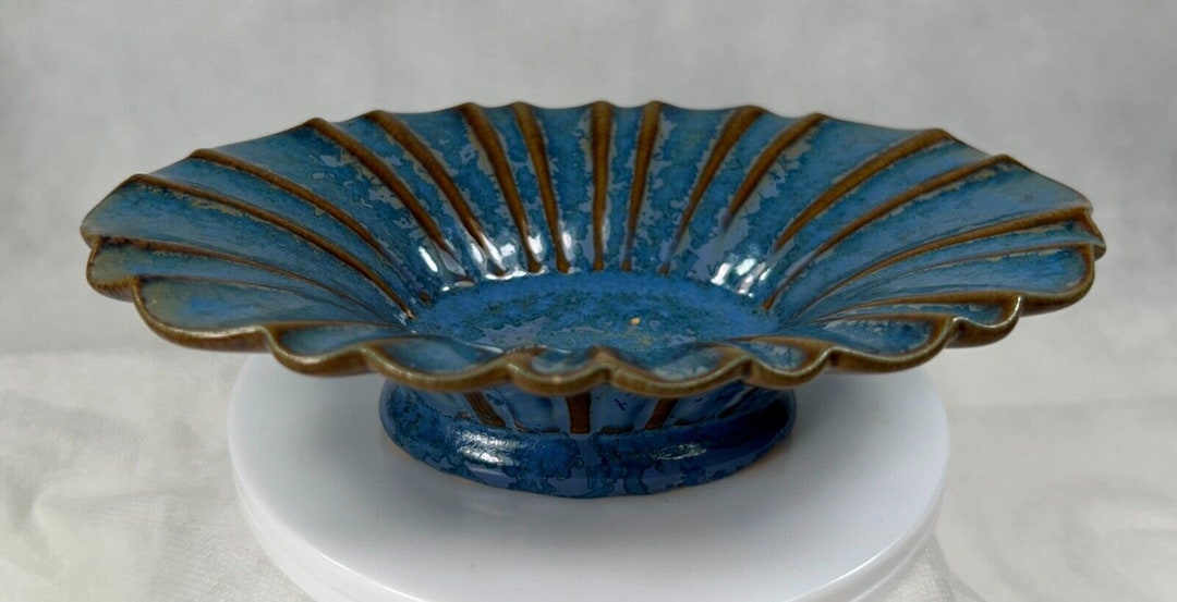 Vintage Fulper Pottery Bowl SMALL Scalloped Crystalline Glaze Blue/gold ...