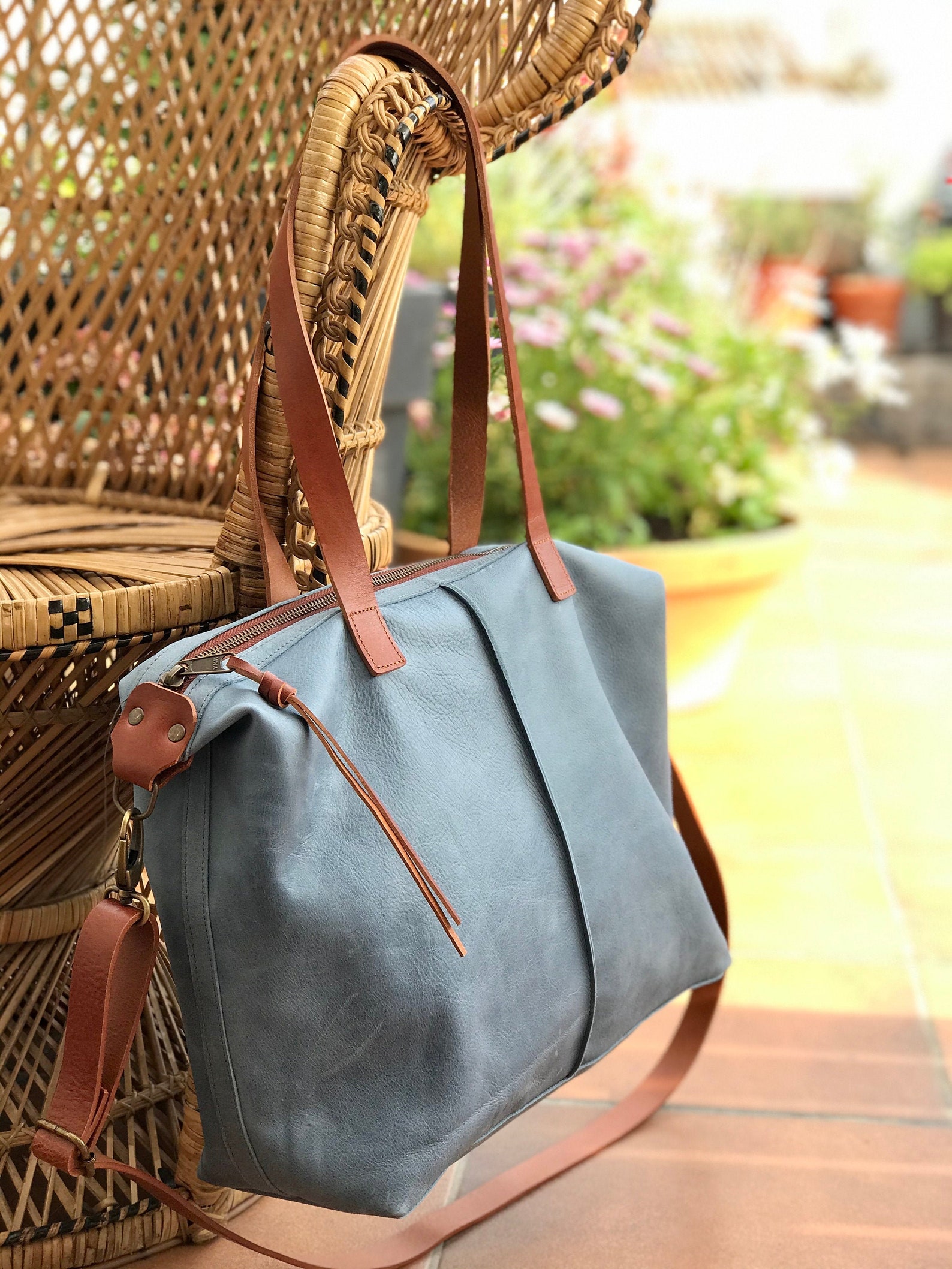 Blue Leather Bag With Zip, Crossbody Strap and Inside Lining. New ...