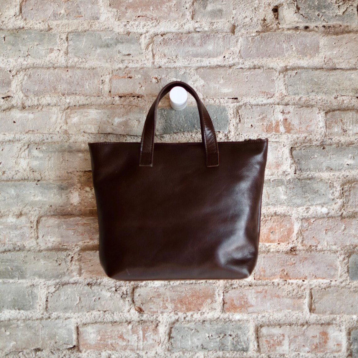 Leather Bag With Zipper and Inside Lining. 4 Colors and 4 Sizes ...