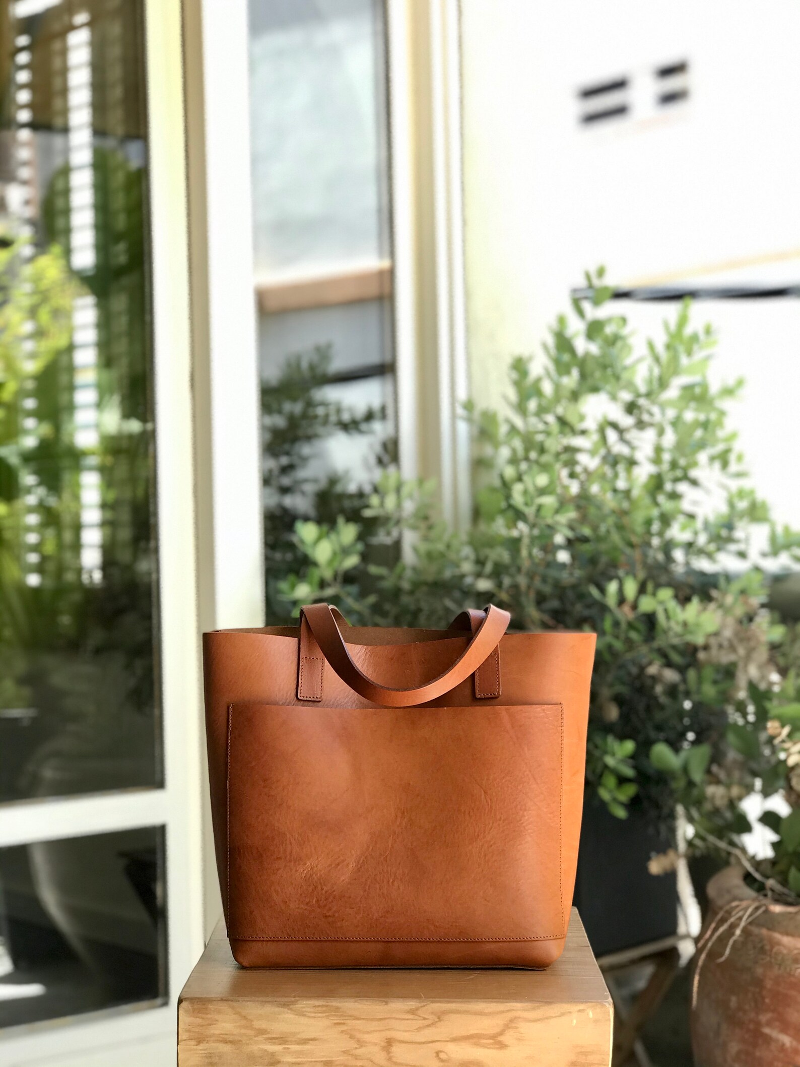 MEDIUM Camel Leather Tote Bag With Large Outside Pocket. New - Etsy