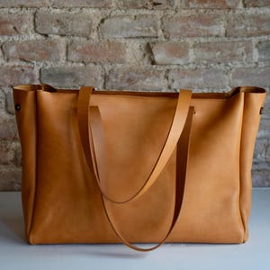 Camel / Light Brown Leather Tote Bag. Toronto Bag Collection. - Etsy