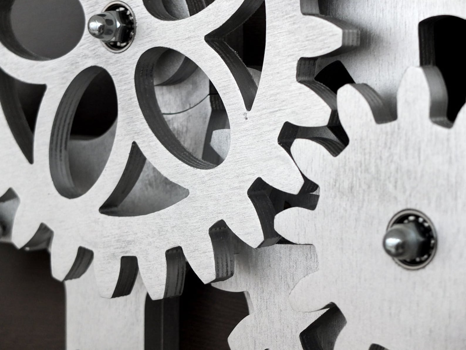 Self-rotating Gears Wall Decor. Kinetic Wall Art. Mechanical Home Decor ...