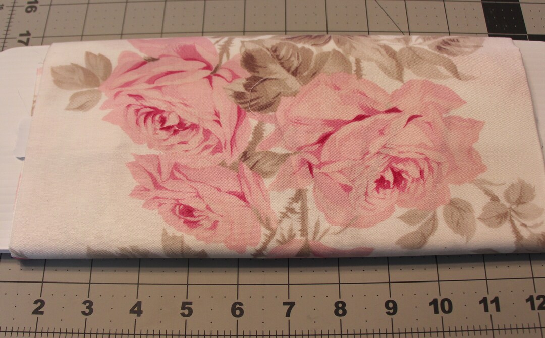 Rose Bouquet by Westminster Fabrics TW13 by the Half Yard - Etsy