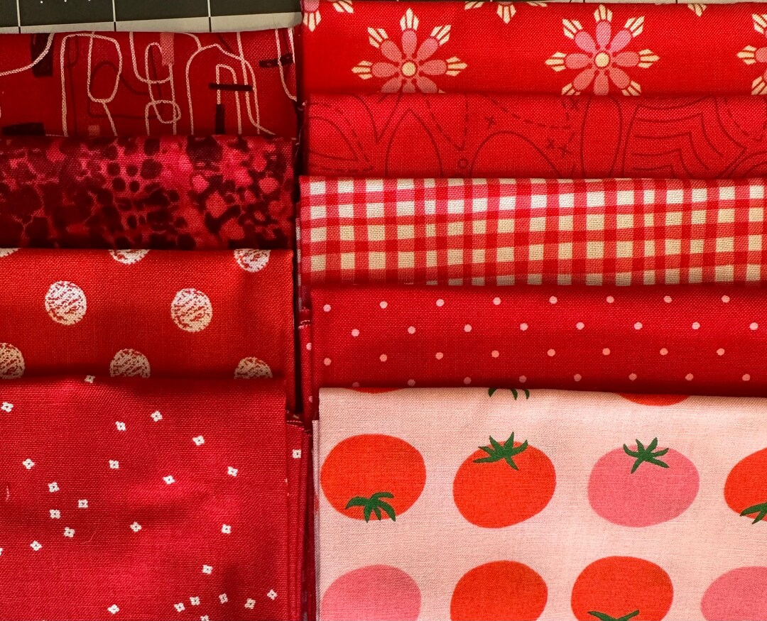 Red Fat Quarter Bundle - Etsy