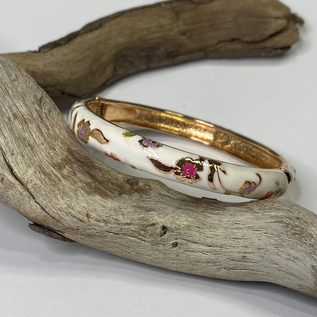 Vintage White Enamel With Pink and Purple Flowers Bangle...jiu Long ...