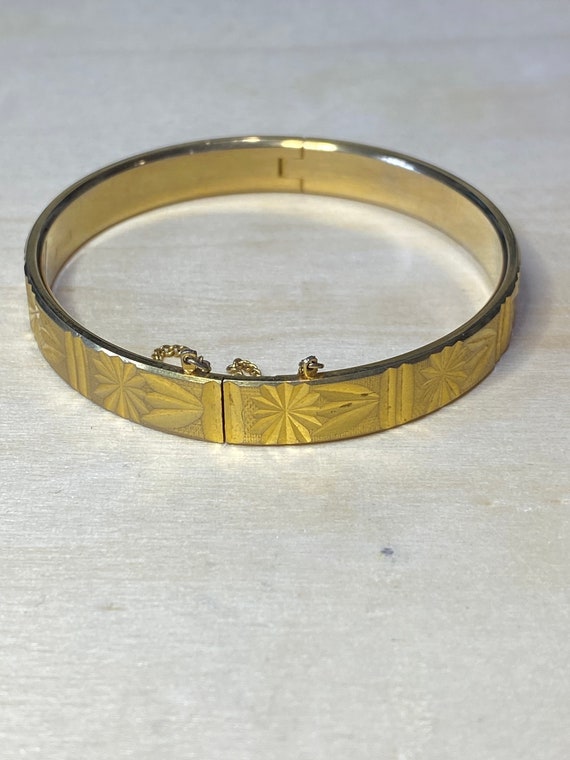 18K Rolled Gold Plated Hinged Texture Etched Diamond … - Gem