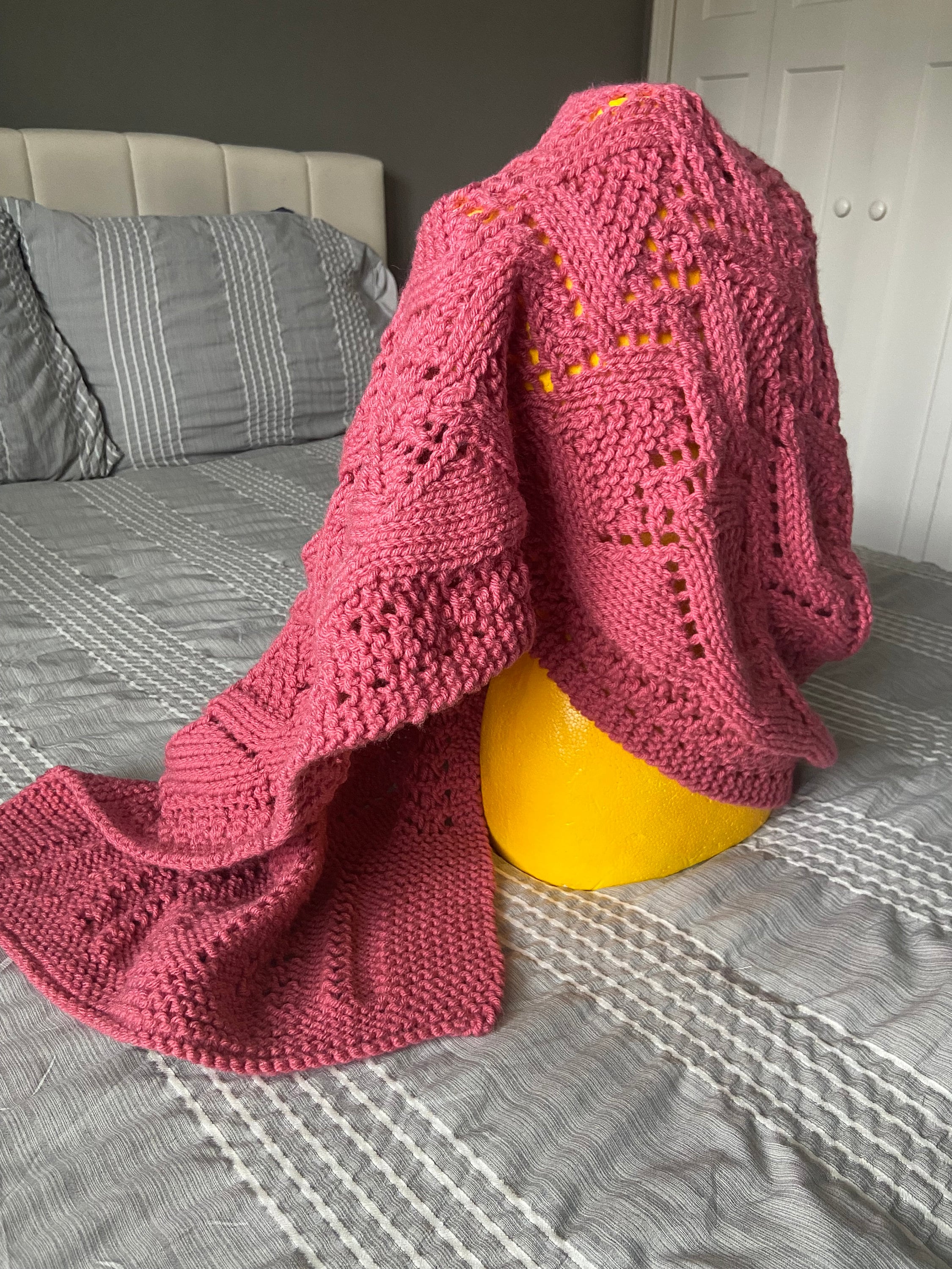 Rose Pink Lace Triangle Pattern Shawl - Etsy