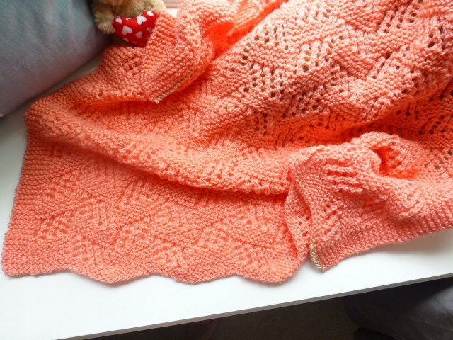Lace and Knit Tilted Block Baby Blanket in Peach Yarn - Etsy