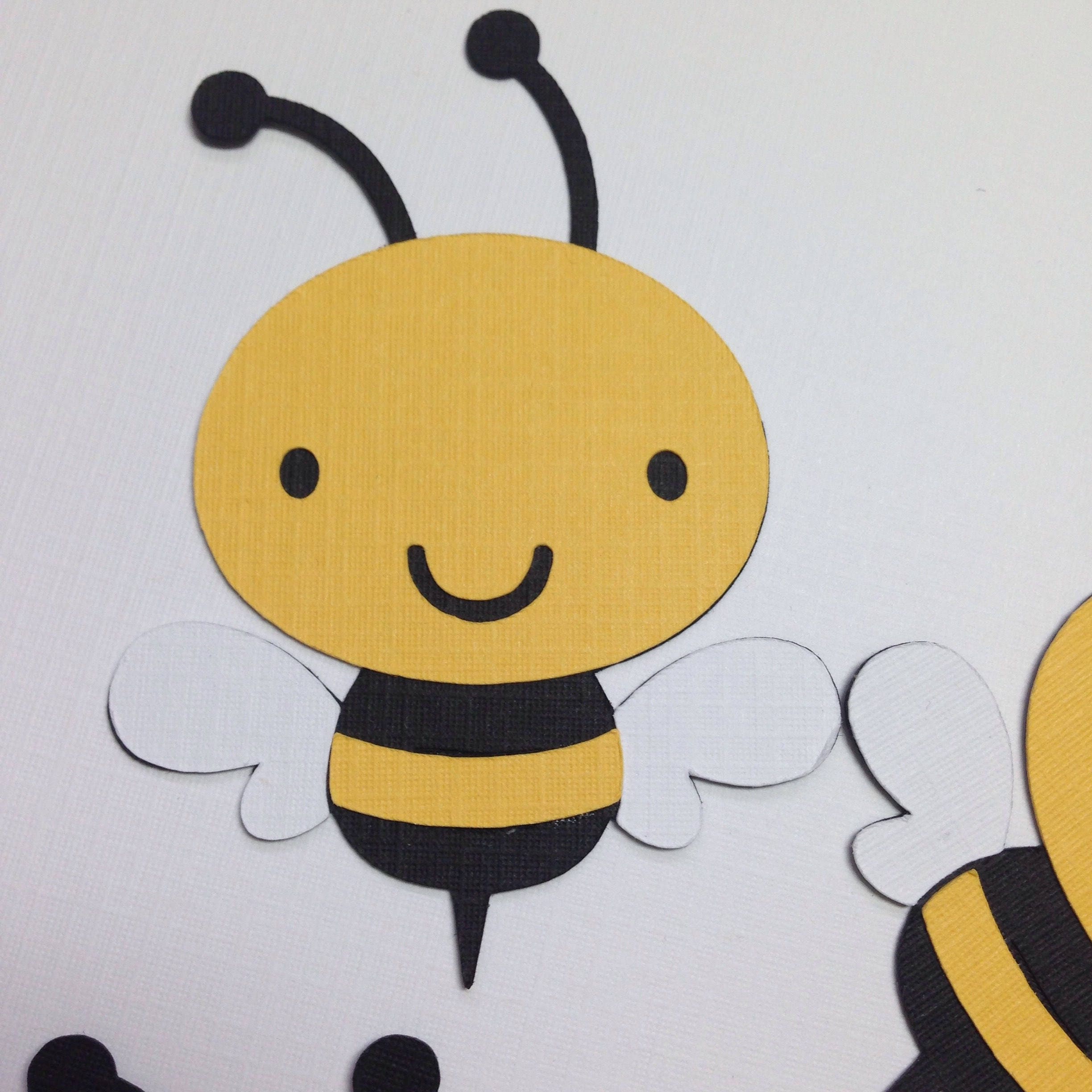 Bee Die Cuts Paper Bee Cut Outs Mom to BEE Baby Shower - Etsy Canada