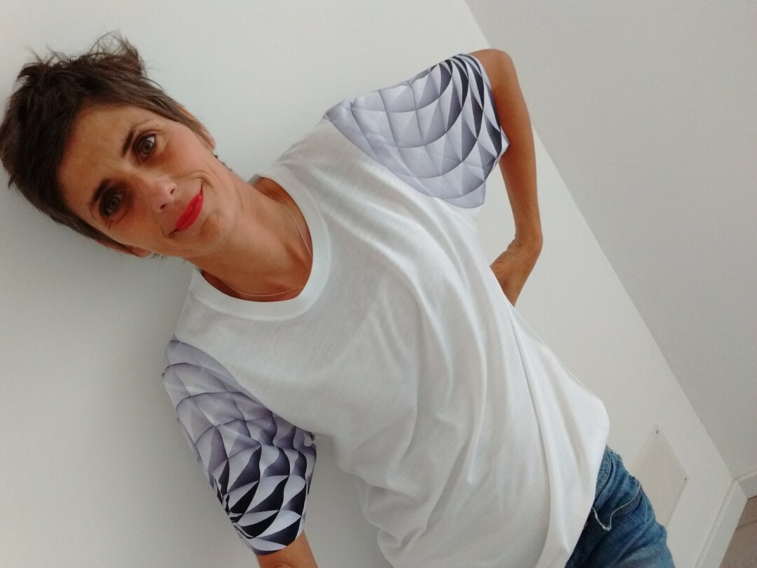 All Over Print Tshirt With Decorated Sleeves Graphic Tee for Women ...