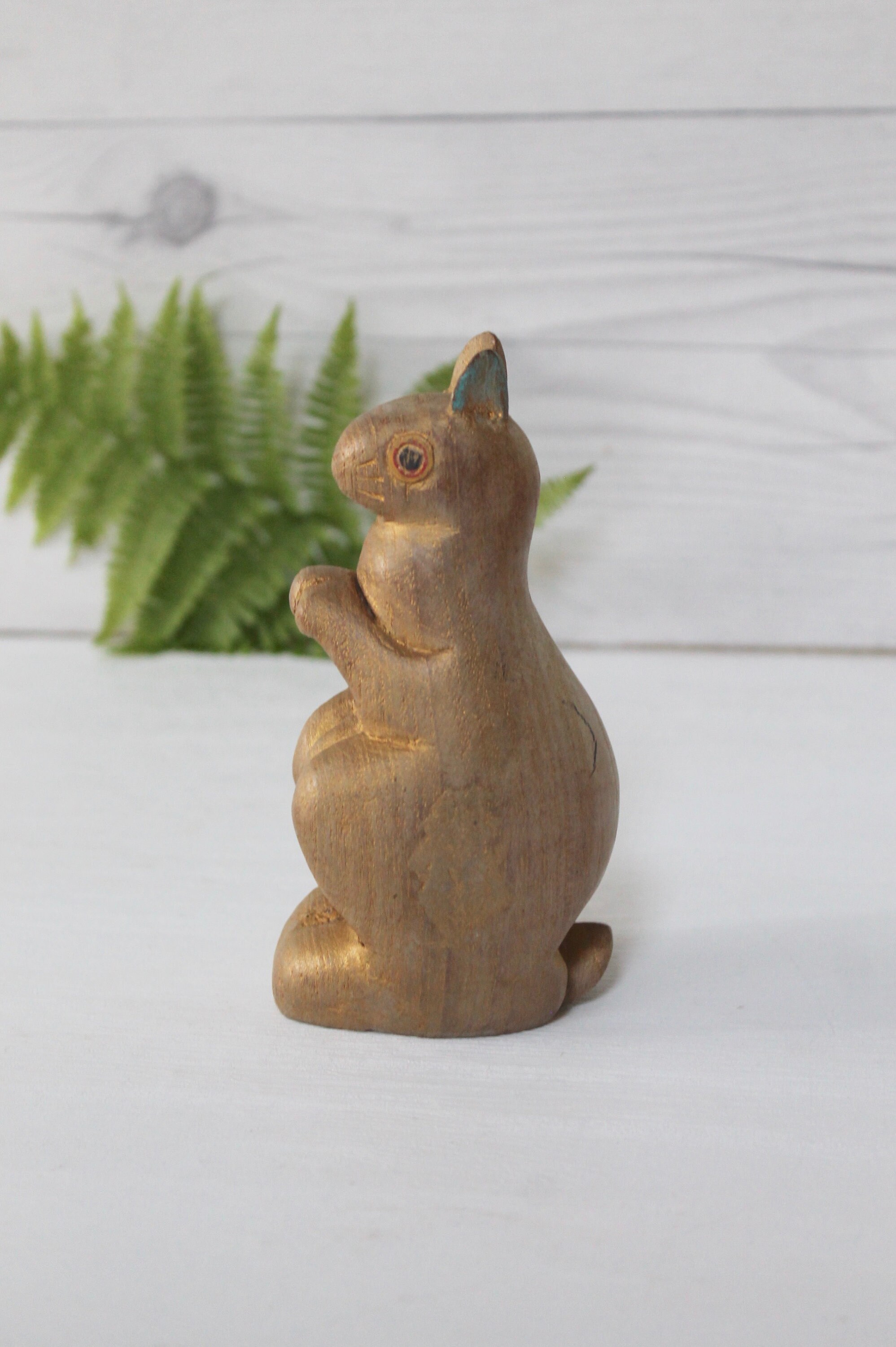 Vintage Hand Carved Wood Squirrel Figure Folk Art Carved Wood - Etsy