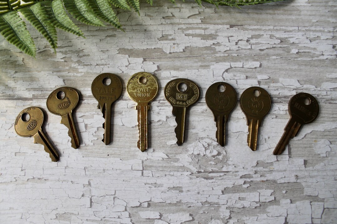 Vintage Lot of 8 Gold Metal Keys, Vintage Keys - Etsy