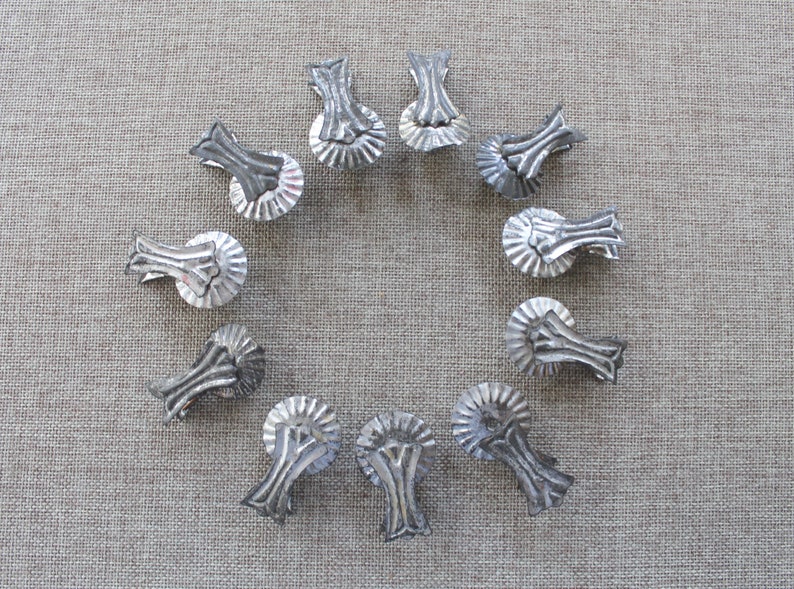 Vintage Unique Set of 11 Metal Christmas Candle Tree Clips, Vintage ...