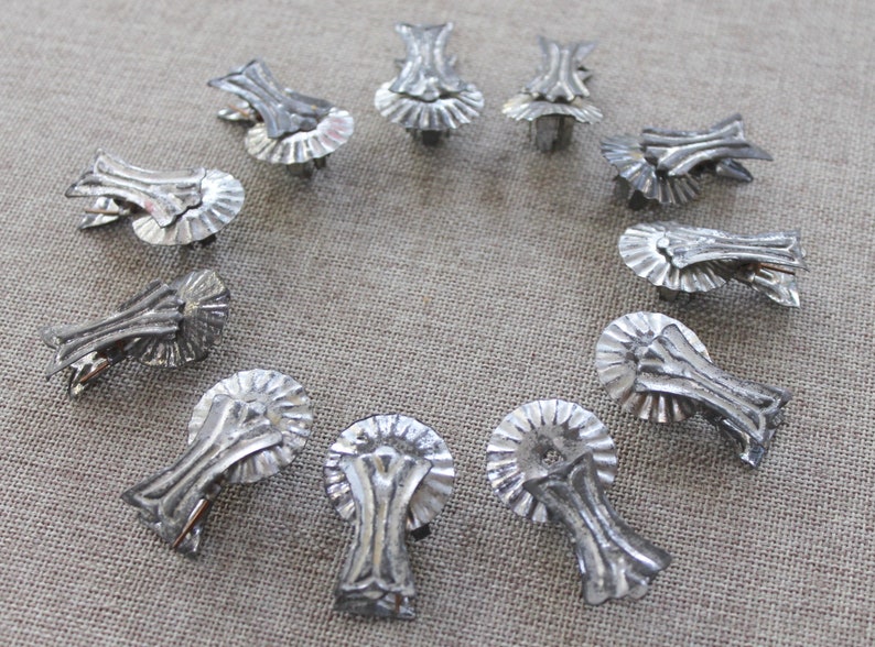 Vintage Unique Set of 11 Metal Christmas Candle Tree Clips, Vintage ...
