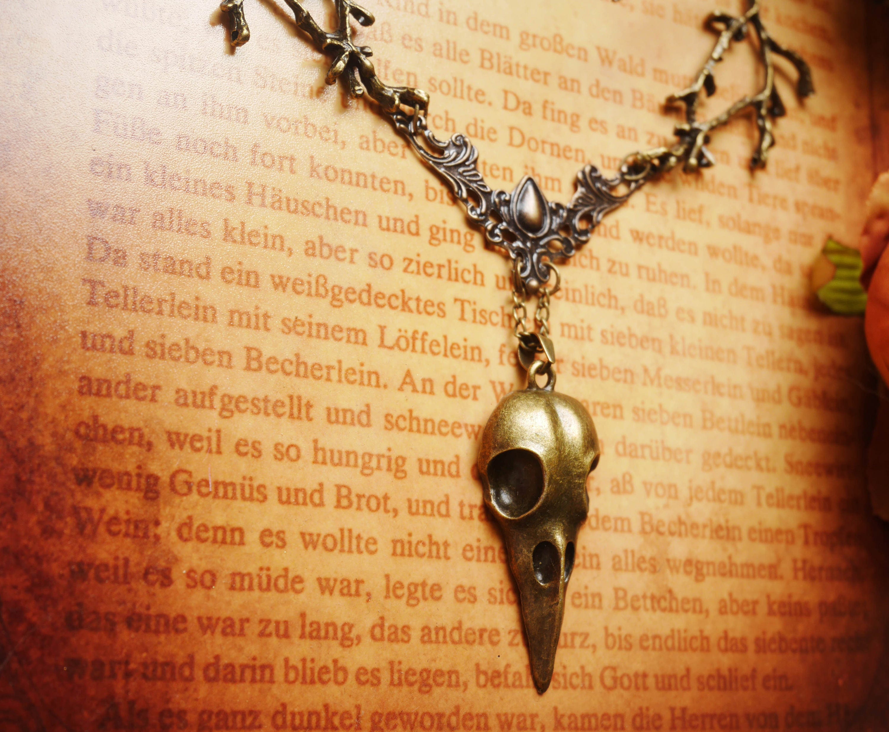Raven Skull Necklace - Etsy