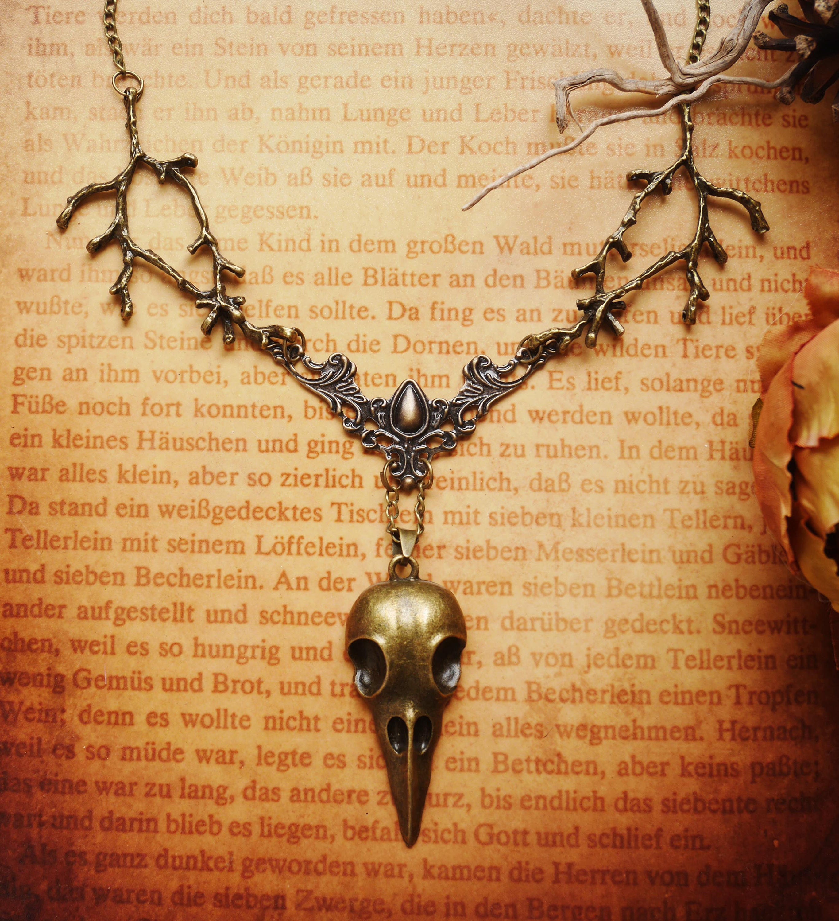 Raven Skull Necklace - Etsy