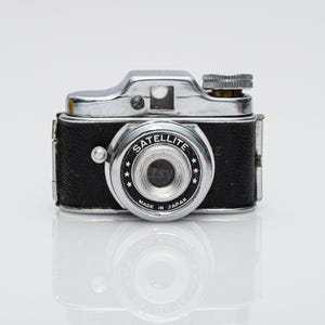 Vintage Miniature Camera Made in Japan SATELLITE Hit Type, Photograph ...