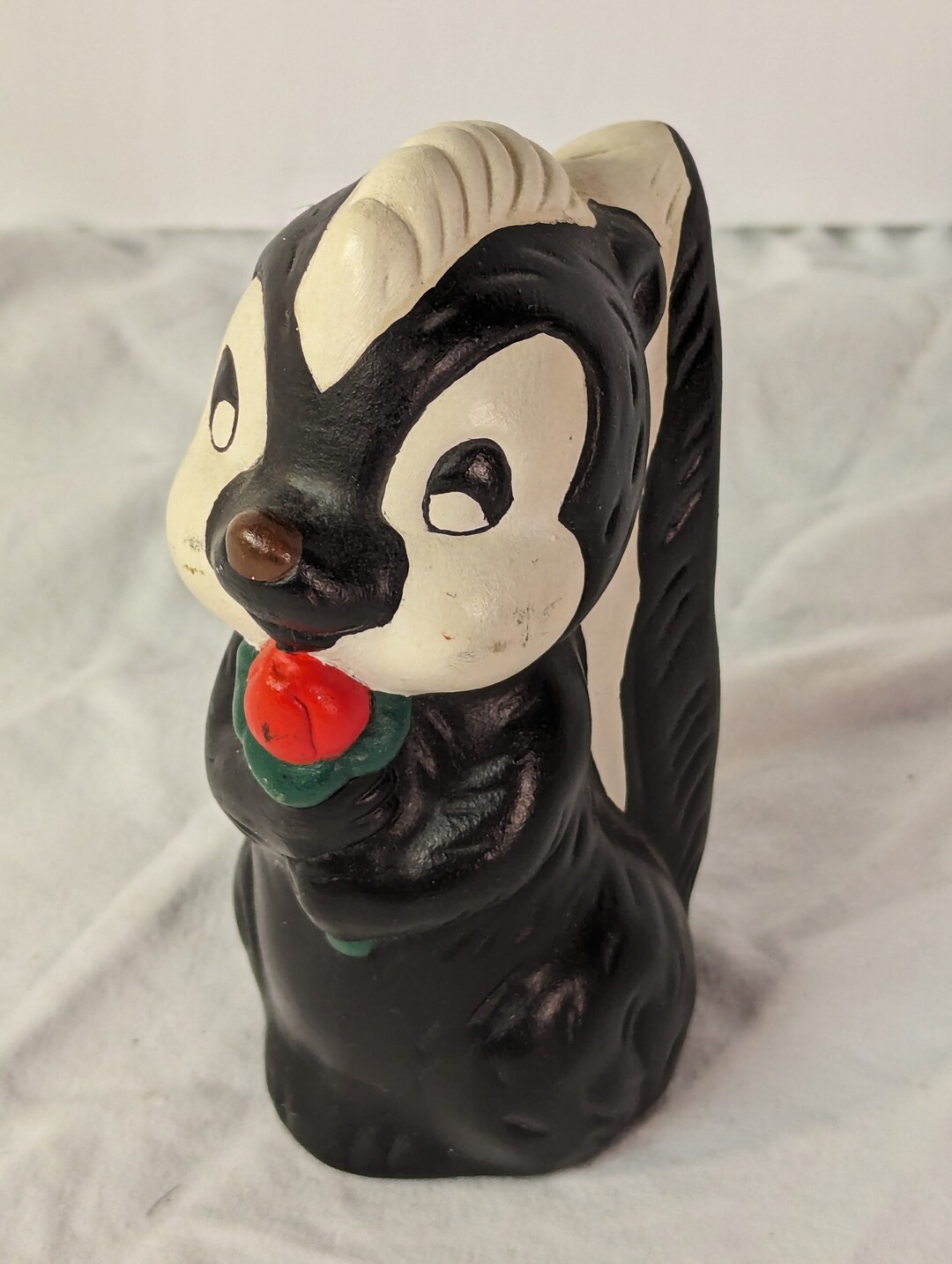 1973 Ceramic Skunk With Rose Painted Mold Possibly Flower From Bambi - Etsy