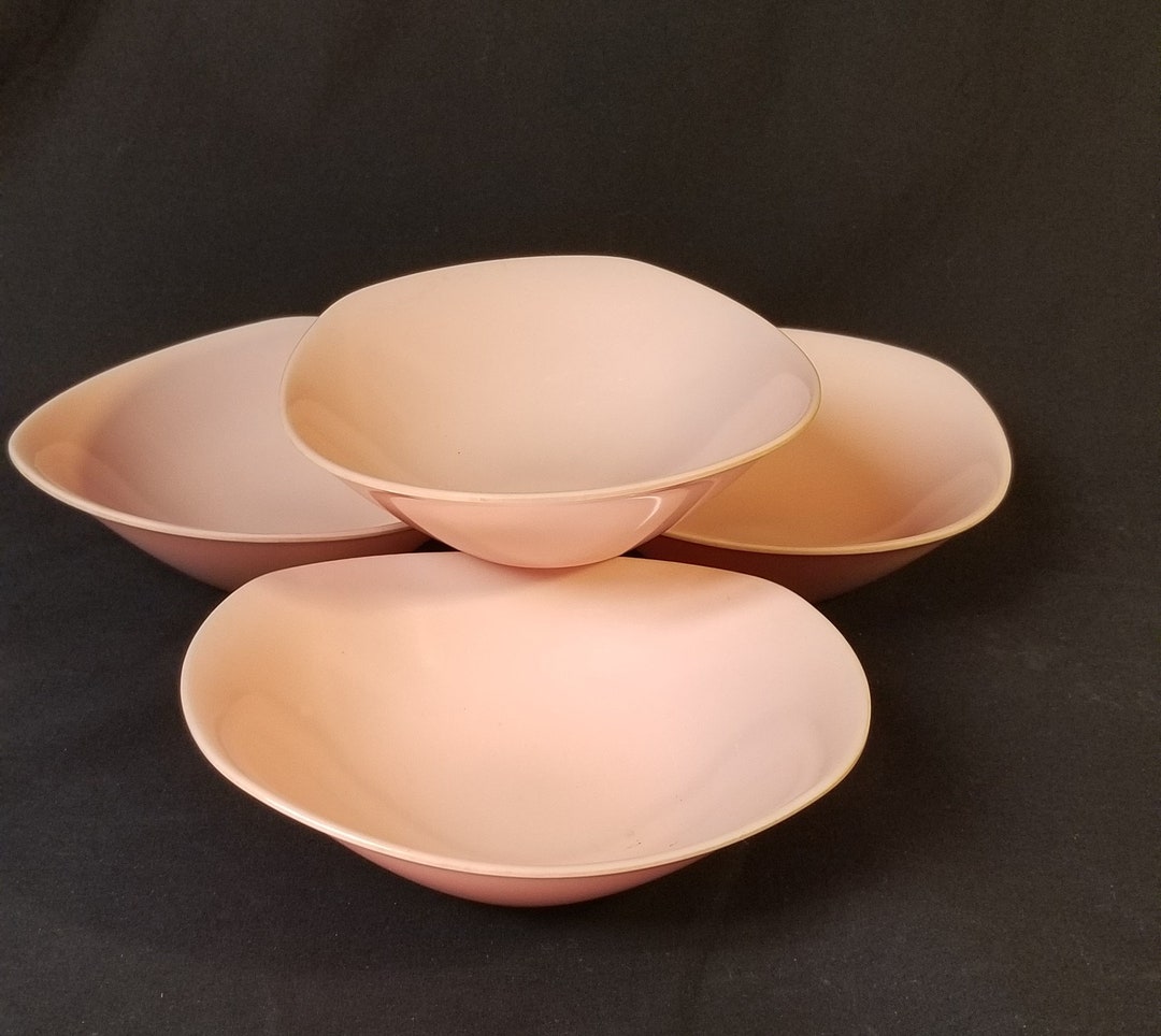 Vintage Oneida Premier Melmac Bowls Set of 4 Pastel Pink Saddle Shaped ...