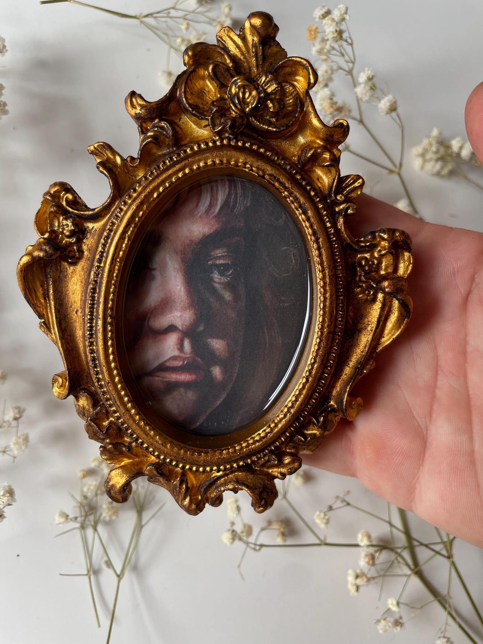 Baroque Style Face Print Resin in Antique Ornate Frame Spooky ...