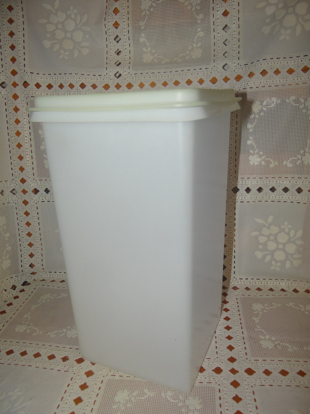 Vintage Tall Square Tupperware Container... Lid Fits Well, but is ...
