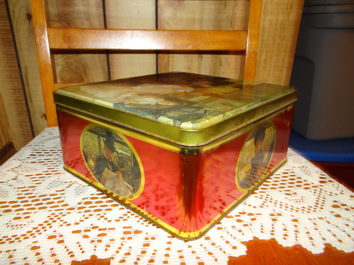 Vintage Large Square Tin Featuring the Bayswater - Etsy