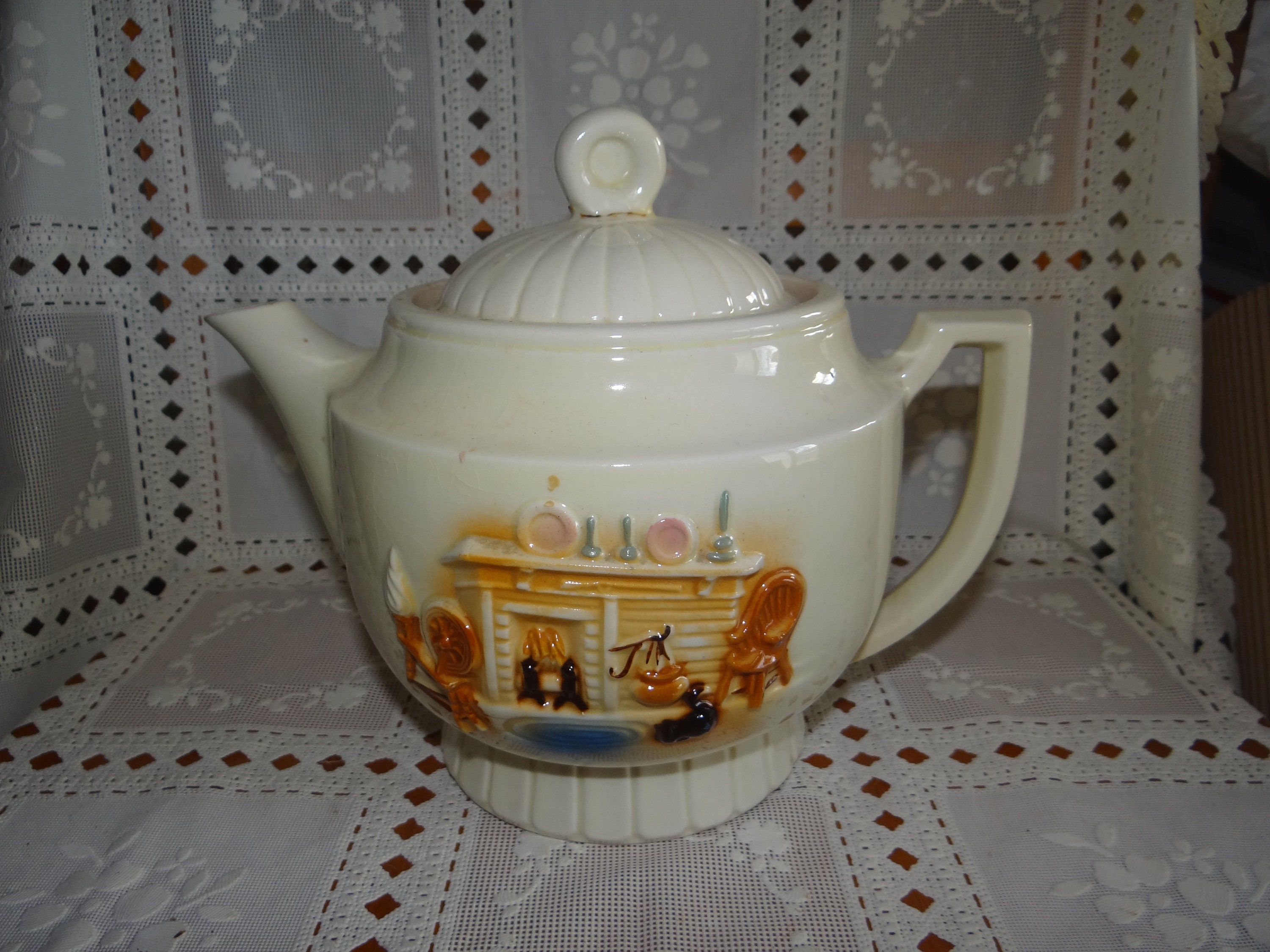 Porcelier Teapot for sale | Only 2 left at -60%