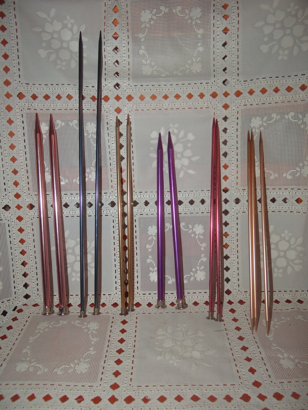Box of Vintage Knitting Needles..6 Sets.. Sizes Listed Below.. Price ...
