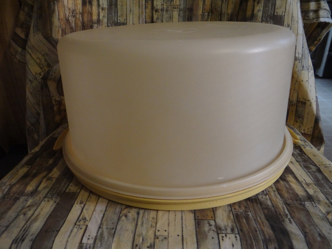 Vintage Large Tupperware Cake Keeper..please Read Description Carefully ...