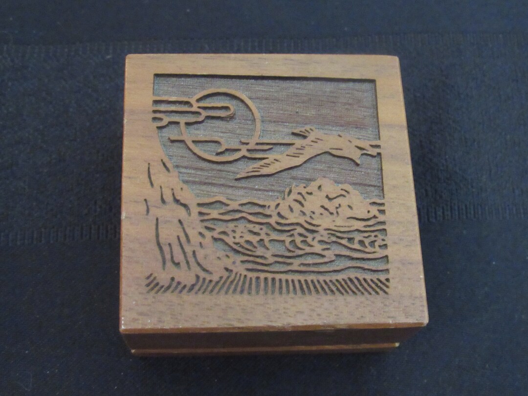 Vintage LASER ENGRAVED Wood PAPERWEIGHT Solid American Walnut ...