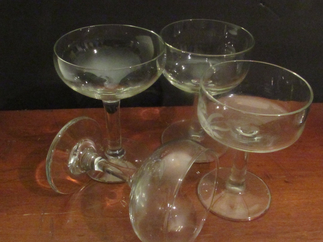 Vintage Coupe Glasses Set of 4 Mixed Pattern Coupes Craft Cocktails ...