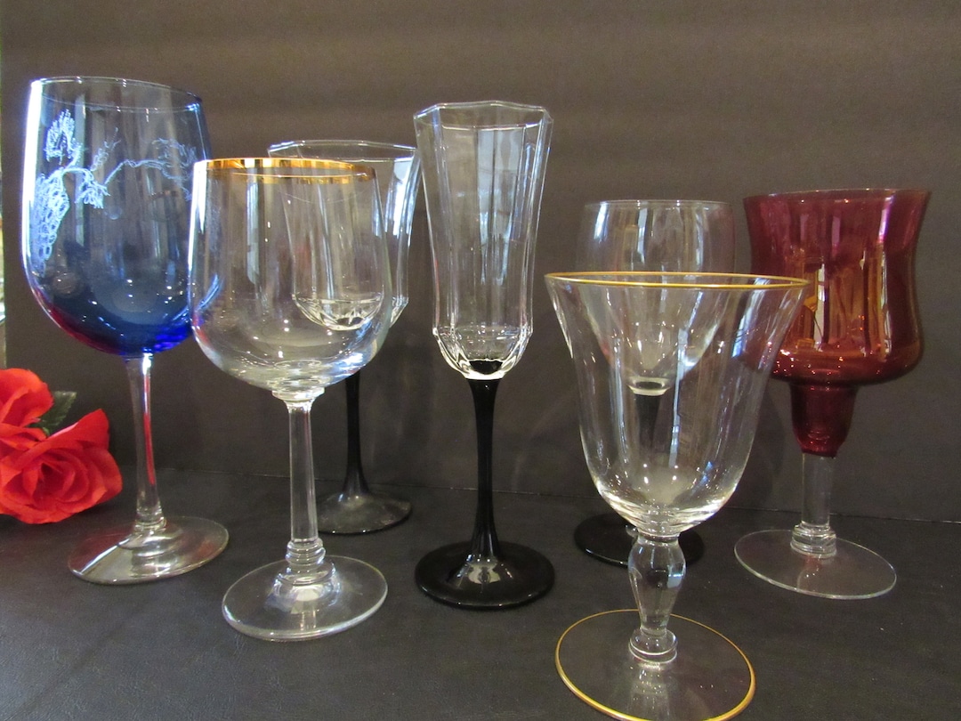 Juego de 7 copas de vino, cócteles y champán de cristalería francesa ...