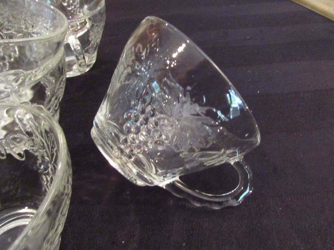 Vintage Pressed Raised Grape Glass Cups Punch Bowl Cups Glass - Etsy