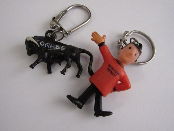 Collectibles Memorabilia key rings with advertising 60s collectible 8 ...