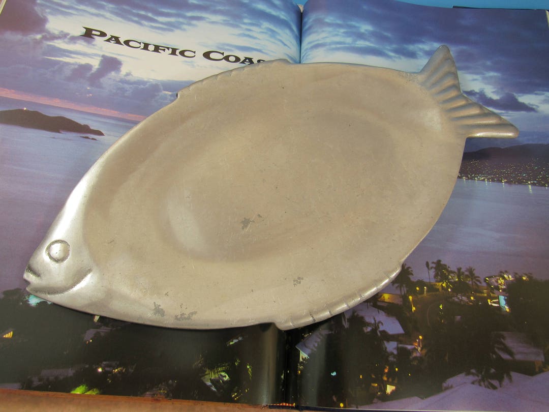 Vintage Pewter Fish Platter Serving Dish Seafood Oysters Srimp Coastal ...