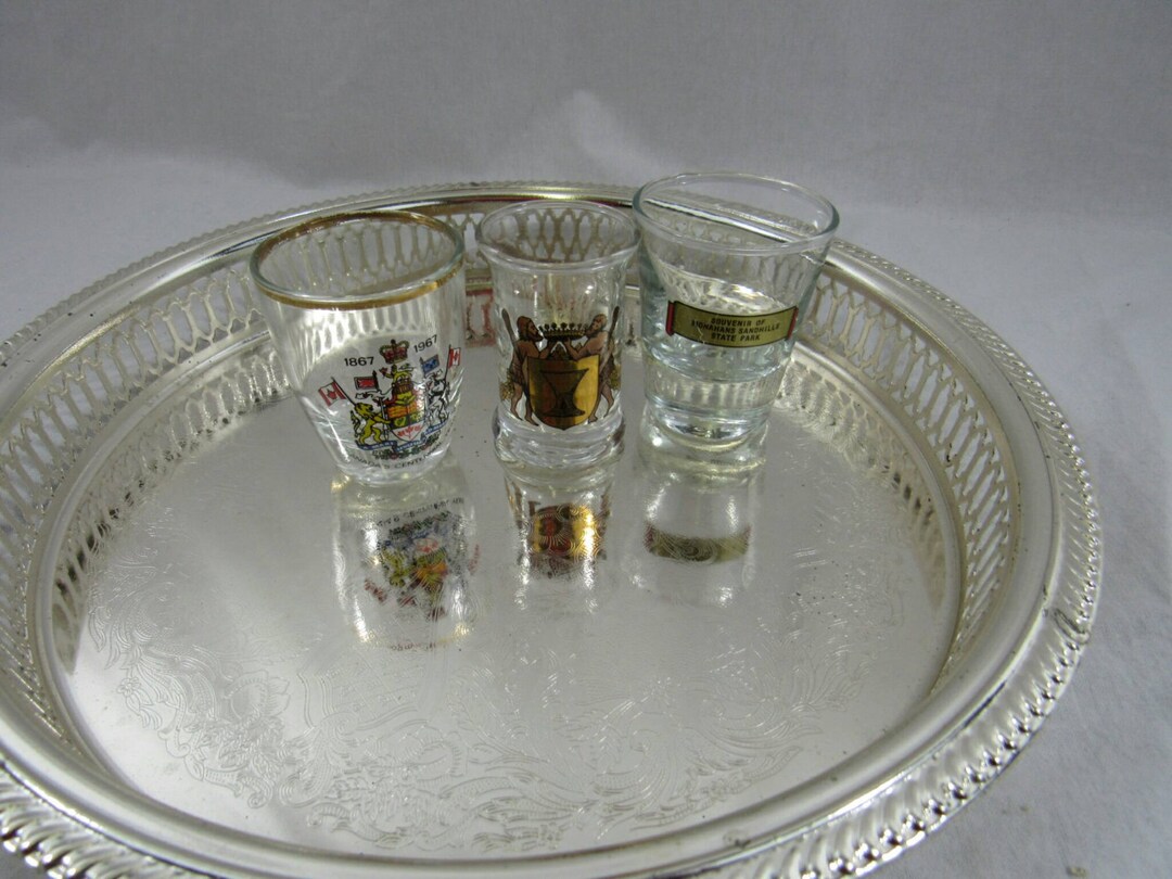 Vintage Lot Shot Glasses Set of 3 Souvenir Shot Glasses Canada Texas - Etsy