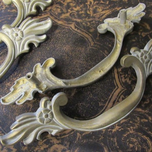 Vintage French Provincial Drawer Handles Furniture Pulls Cabinet ...