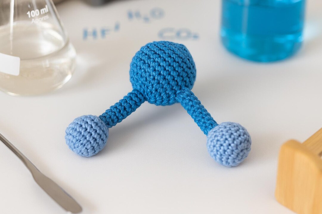 H2O Water Molecule Crochet Rattle Toy Handmade by Tomtoy - Etsy