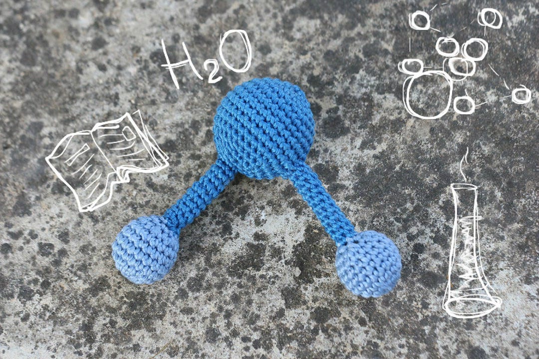 H2O Water Molecule Crochet Rattle Toy Handmade by Tomtoy - Etsy