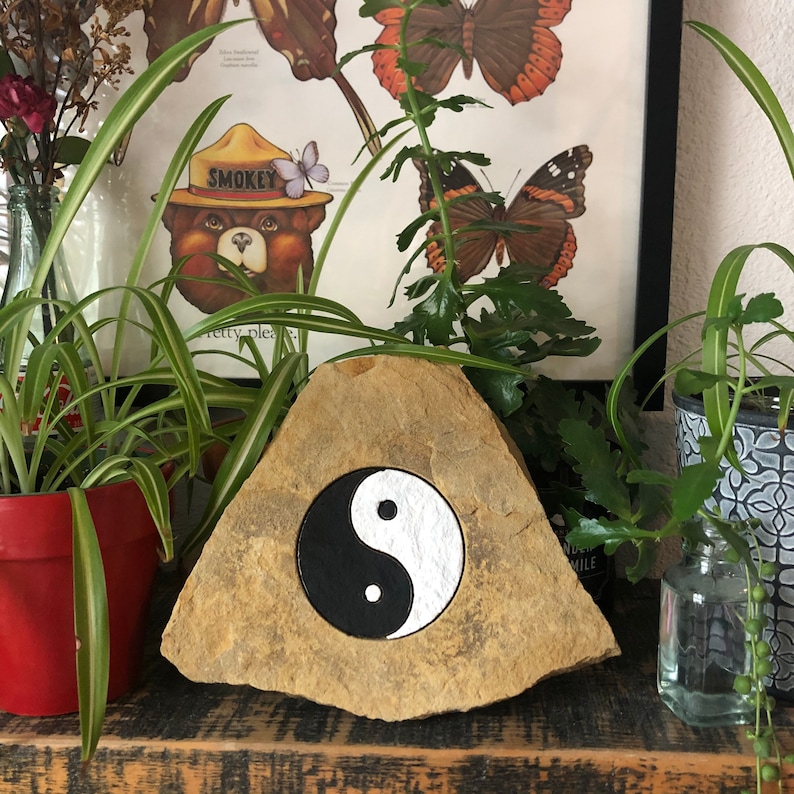 Yin & Yang Symbol Engraved Flagstone Home Decor Art - Etsy