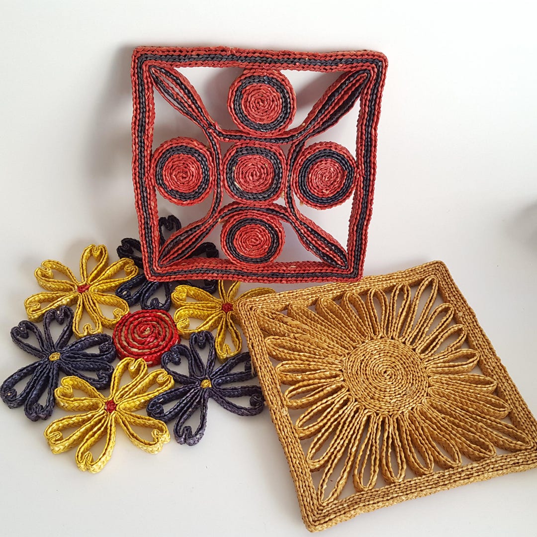 Colorful! Vintage Straw Trivets Set of 4 Boho Kitchen Woven Raffia - Etsy