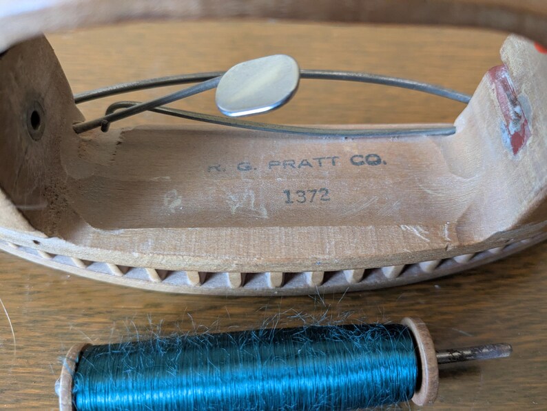 Antique Weaving Batten Shuttle for Narrow Looms by R.G. Pratt Co. - Etsy