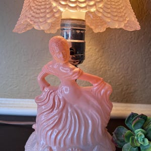 Vintage 1930's Pink Satin Camphor Glass Boudoir Lamp, Dancing Lady, Art ...