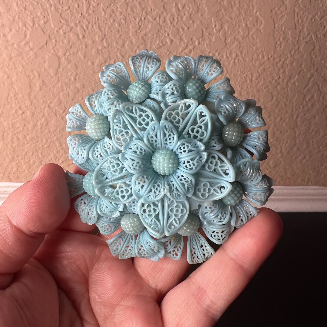 Vintage 1940’s Baby Blue Celluloid Flower Brooch Large, Plastic ...