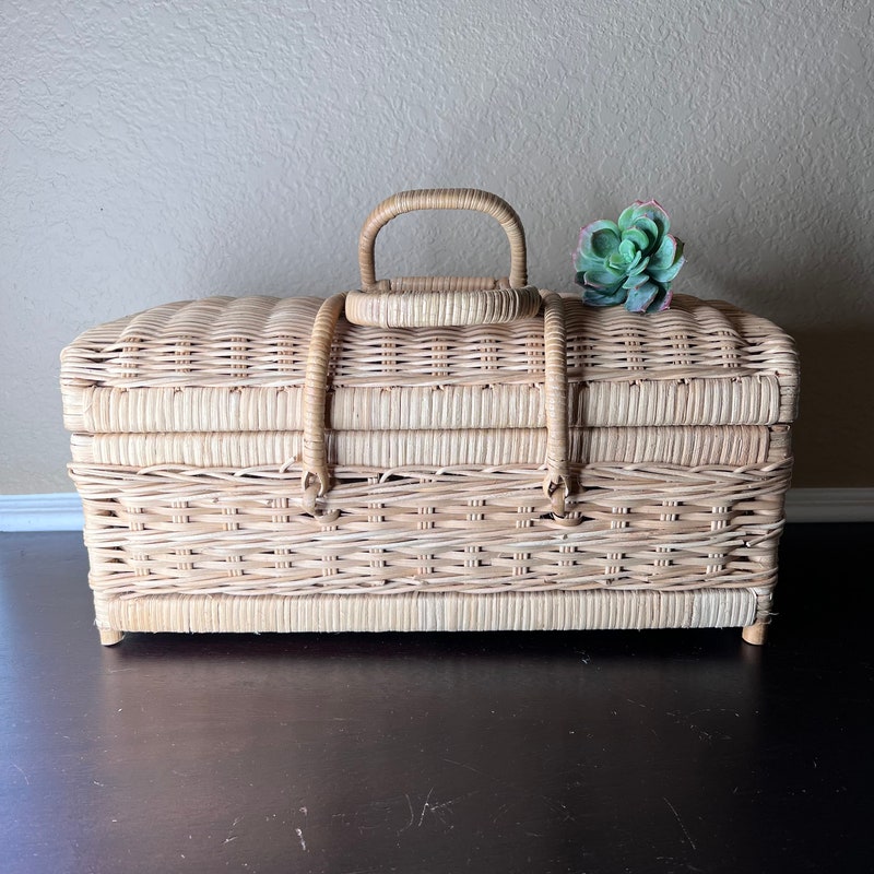 Small Wicker Basket - Etsy